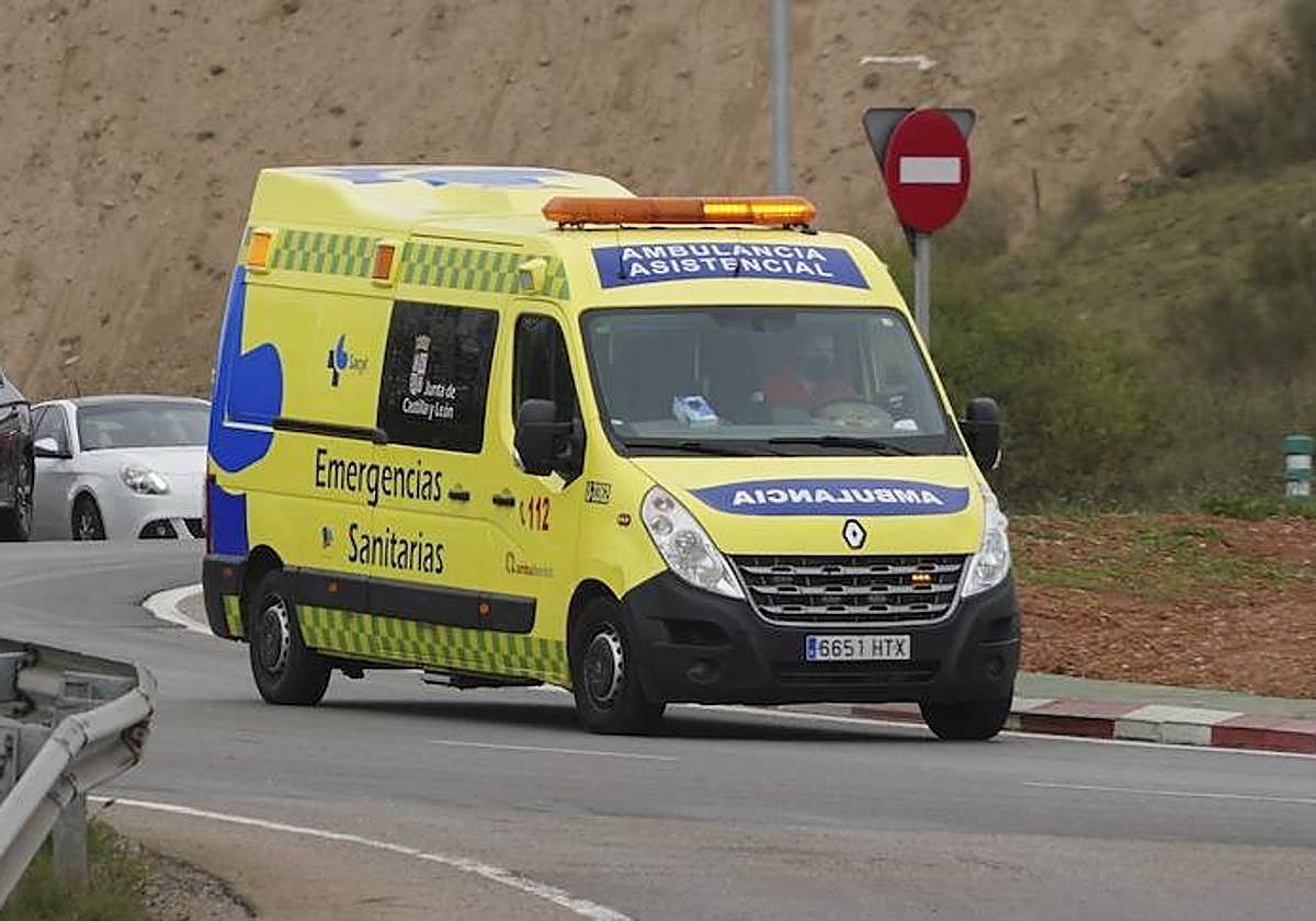 Una Mujer Resulta Herida En Una Colisión Entre Una Grúa Y Un Turismo 7731